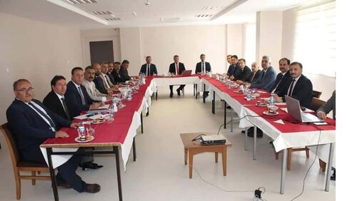 Ev eşyası mağazaları Salı Pazarı, Develi, foto