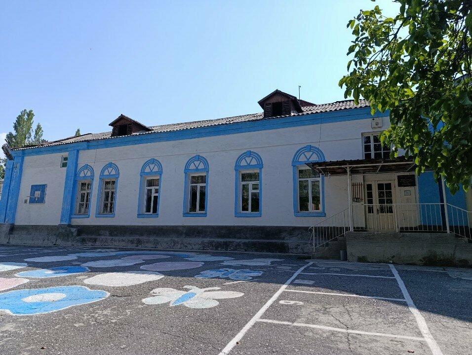 Özel okul Церковно-приходская школа Светоч, Osh, foto