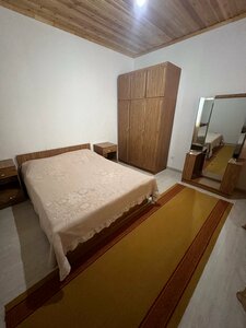 Вишневый сад (ulitsa Magomedmirza Khizroyeva No:81, selo Khunzakh), otel  Dağıstan'dan