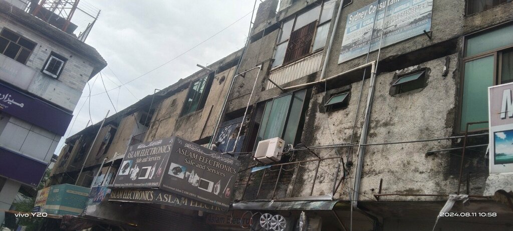 Otomobil servisi Saif auto car workshop, Islamabad, foto