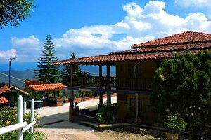 Castillo De Cascadas Finca Hotel (Caldas), otel