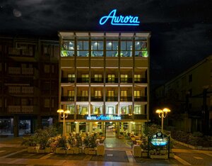 Hotel Aurora Terme (Via San Pietro No:13, Teolo), otel  Abano Terme'den