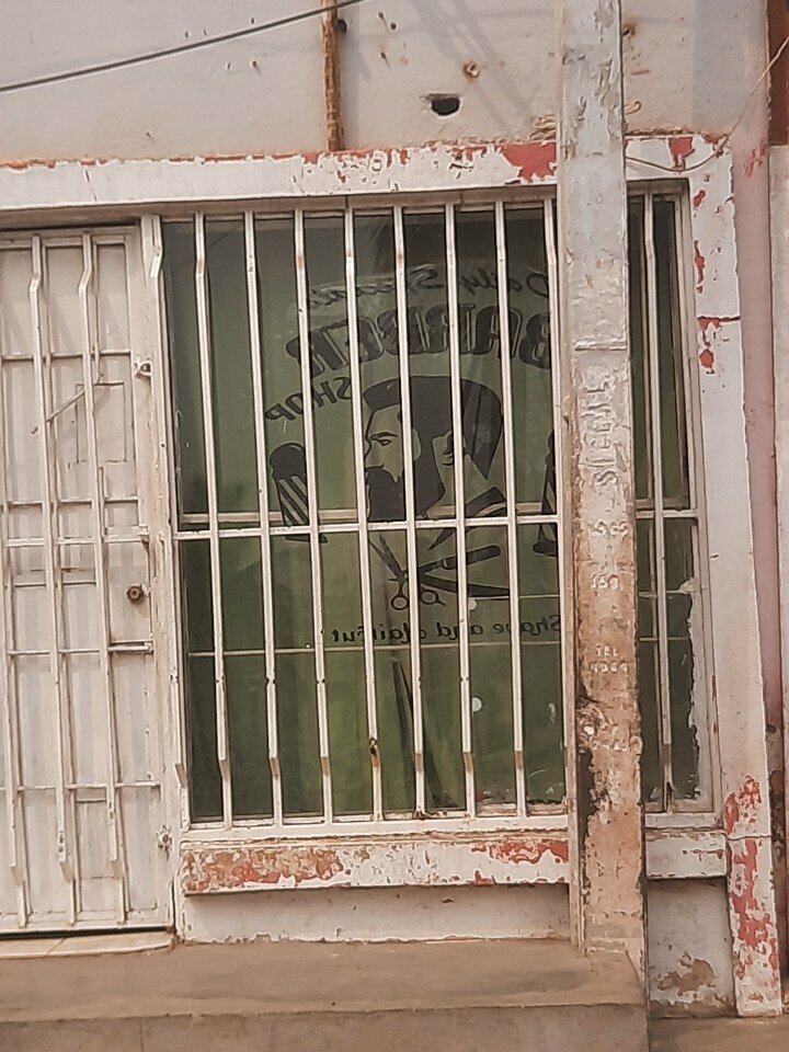 Berberler Barber Shop, Loanda, foto
