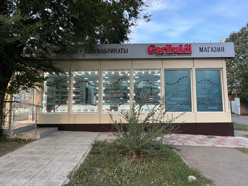 Kasap, şarküteri Garibaldi, Samara, foto