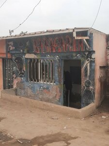 Barbearia (Luanda Province, Municipality of Cazenga, Comissão do cazenga), berberler  Loanda'dan