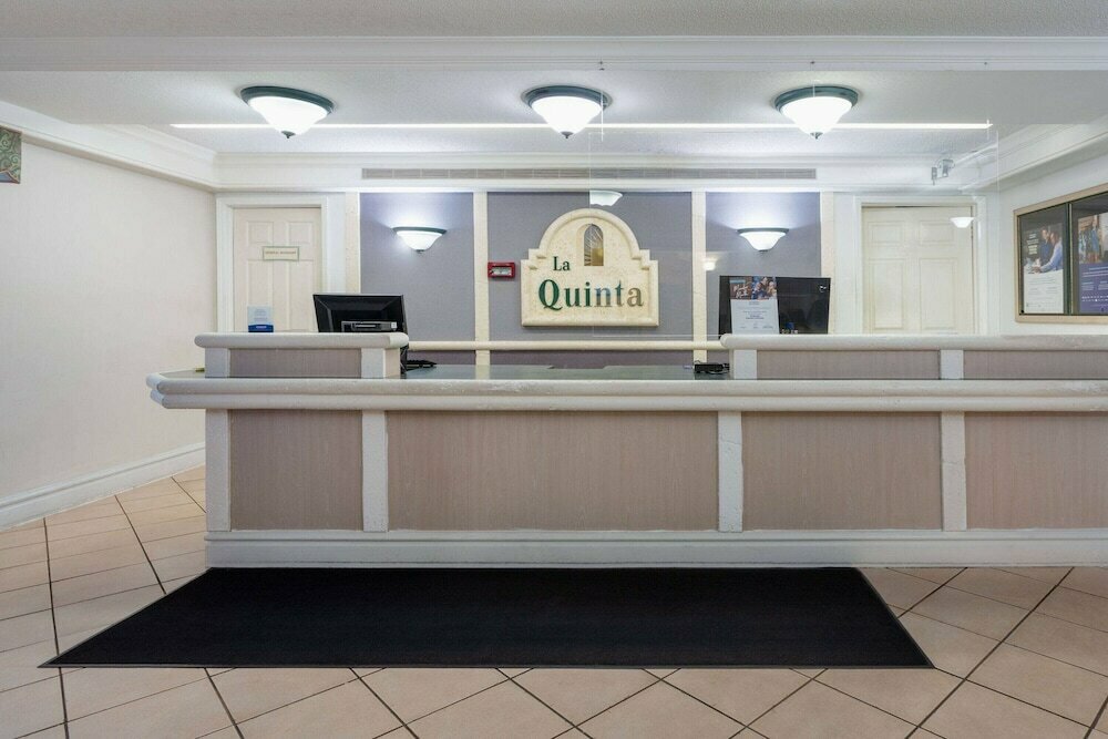 Otel La Quinta Inn by Wyndham Pensacola, Pensakola, foto