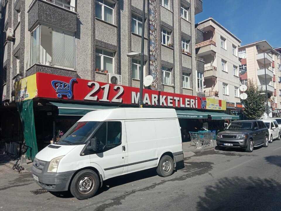 Manavlar 212 Marketleri, İstanbul, foto