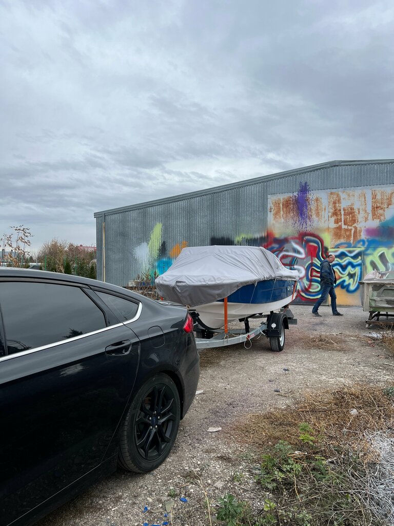 Tekne, kayık, yat Phoenix Marine Corporation, Samarskaya oblastı, foto