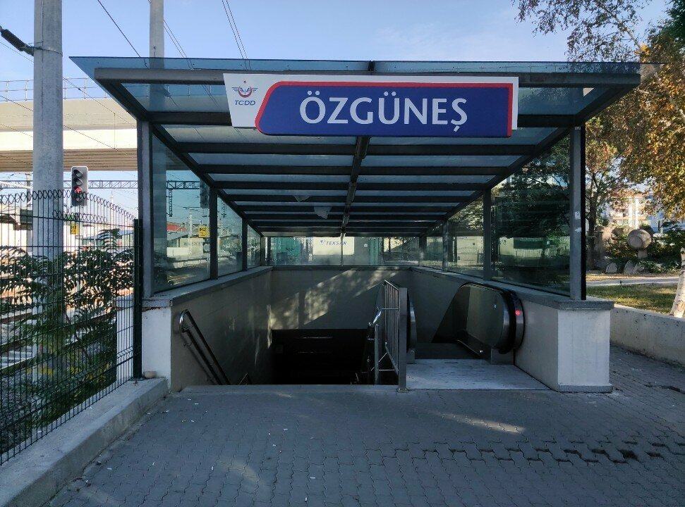 Tren istasyonu Türkiye Cumhuriyeti Devlet Demiryolları, Ankara, foto