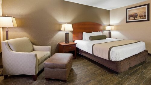 Otel Surestay Plus Hotel by Best Western Lawton, Lawton, foto