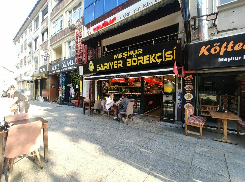 Pasta, şekerleme ve tatlı Meşhur Sarıyer Börekçisi, İstanbul, foto