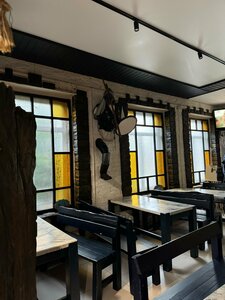 Knyaz Ryurik (ulitsa Kultury No:1, selo Staraya Ladoga), restoran  Saint‑Petersburg ve Leningradskaya oblastından