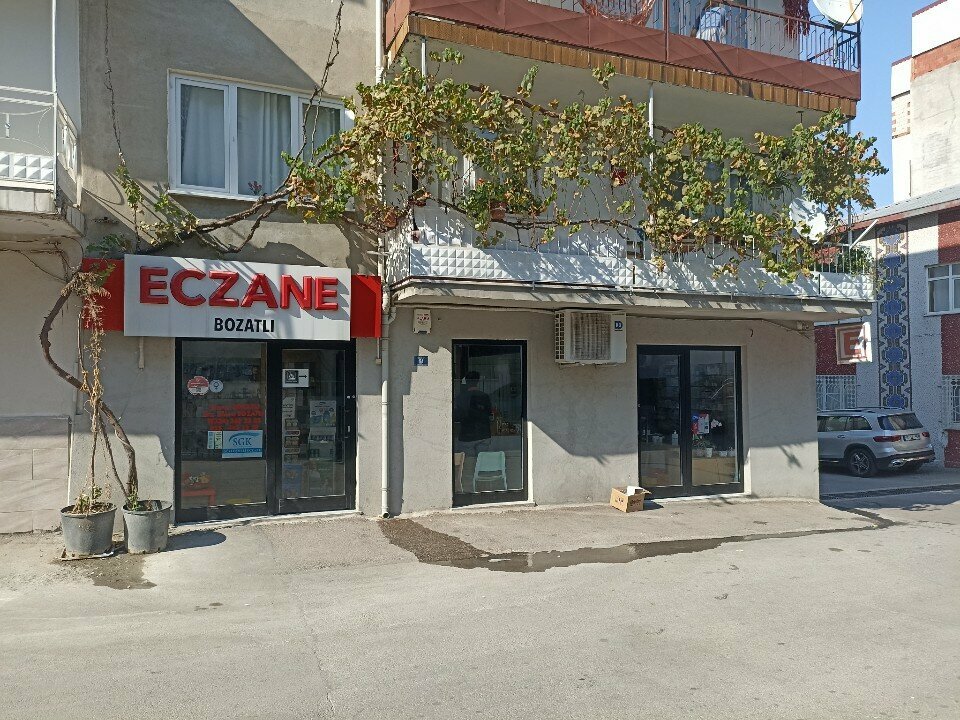 Eczaneler Bozatlı Eczanesi, Bursa, foto