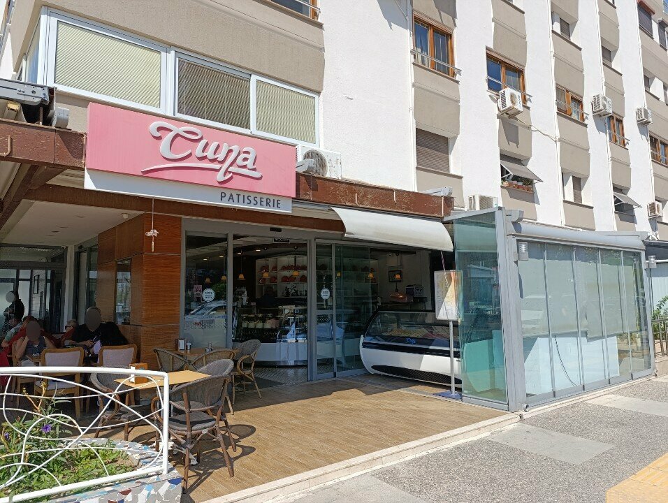 Pasta, şekerleme ve tatlı Tuna Pastanesi, İzmir, foto