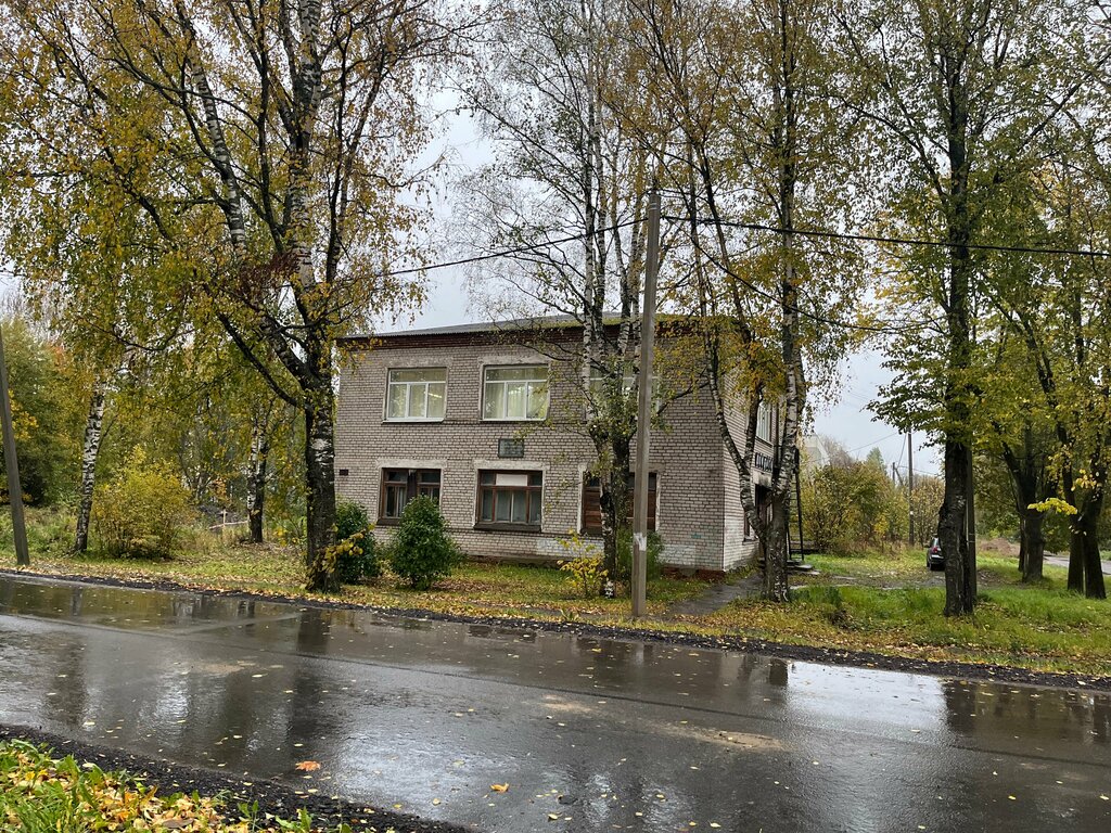 Büyük mağazalar Дом Быта, Saint‑Petersburg ve Leningradskaya oblastı, foto