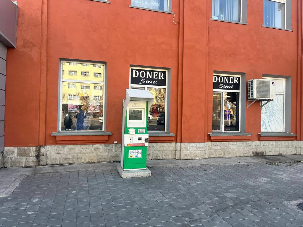 Ödeme terminali Qiwi, Karağandı, foto