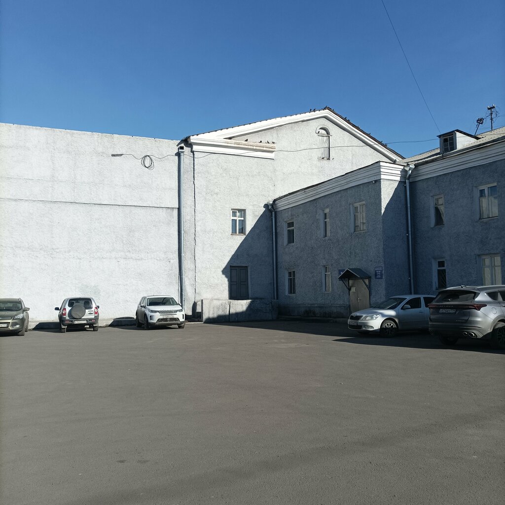 Kültür merkezleri Chelyabinsky kuznechno-pressovy zavod Kulturno-dosugovy tsentr, Çeliabinsk, foto