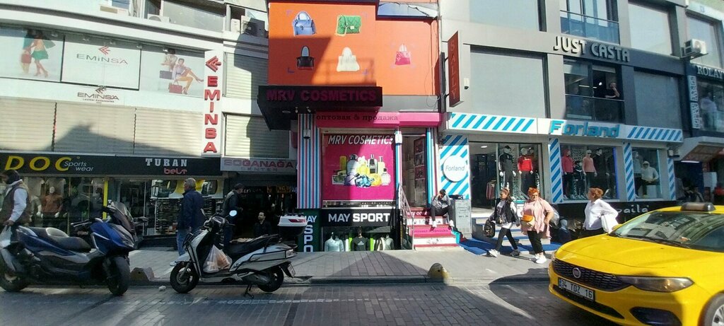 Giyim mağazası May sport, İstanbul, foto