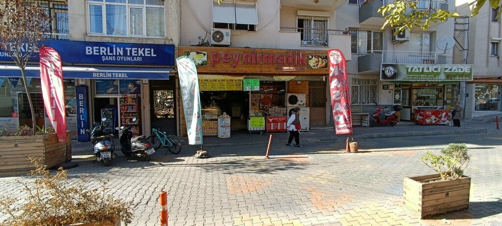 Peynirci Peynirmatik, İzmir, foto