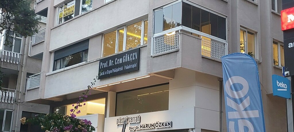 Psikiyatrist Cem Gökçen, İstanbul, foto