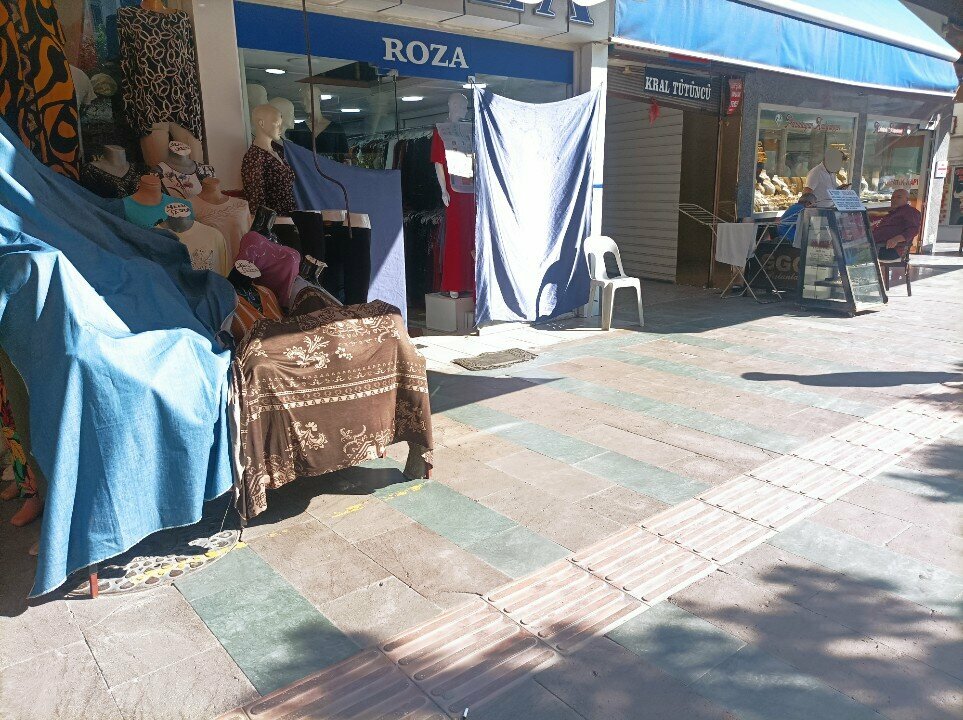 Giyim mağazası Roza Giyim, Antalya, foto