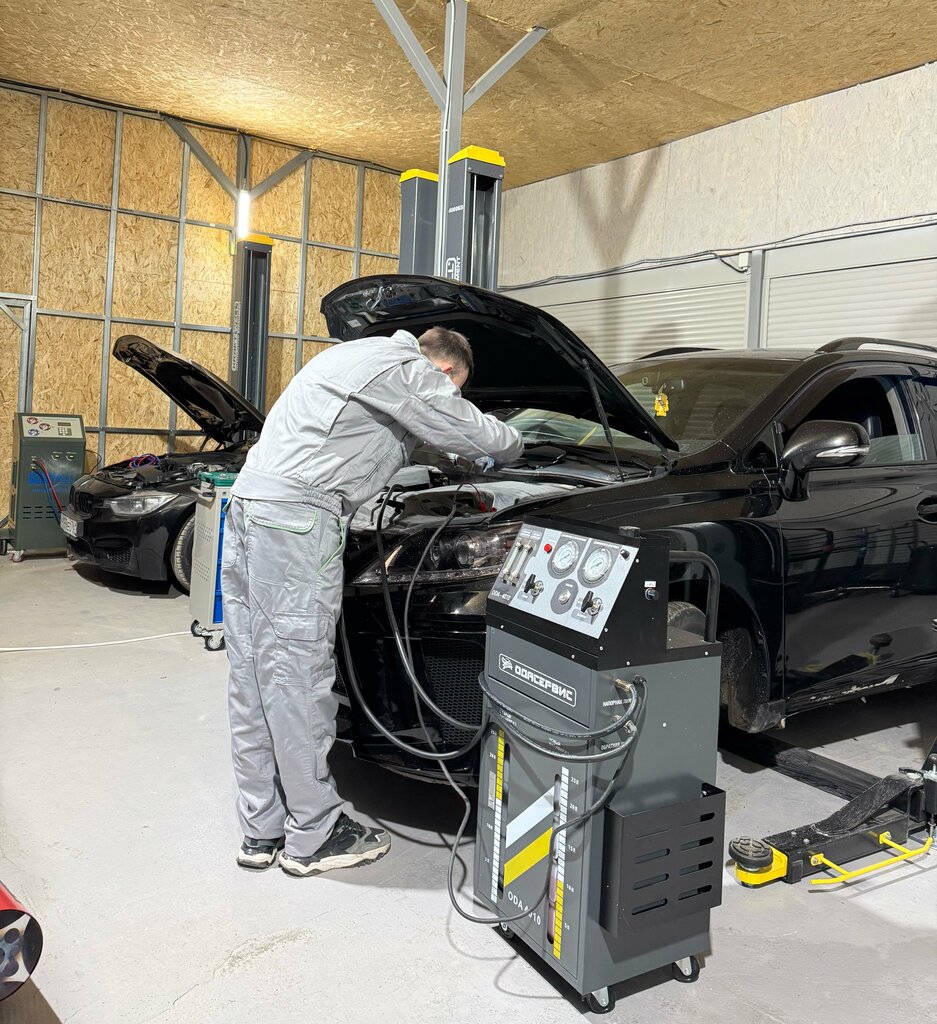 Otomobil servisi Станция Технического Обслуживания, Krasnodar, foto