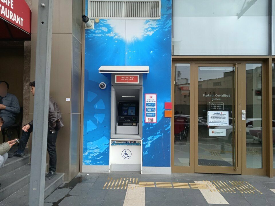 ATM'ler DenizBank, İstanbul, foto