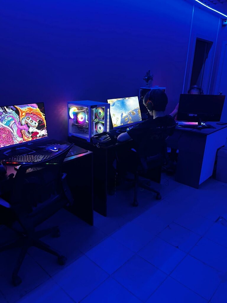 Bilgisayar kulübü Chillgame, Asino, foto