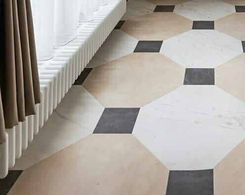 Su jeti ile kesme Stone Ceramic, Stupino, foto