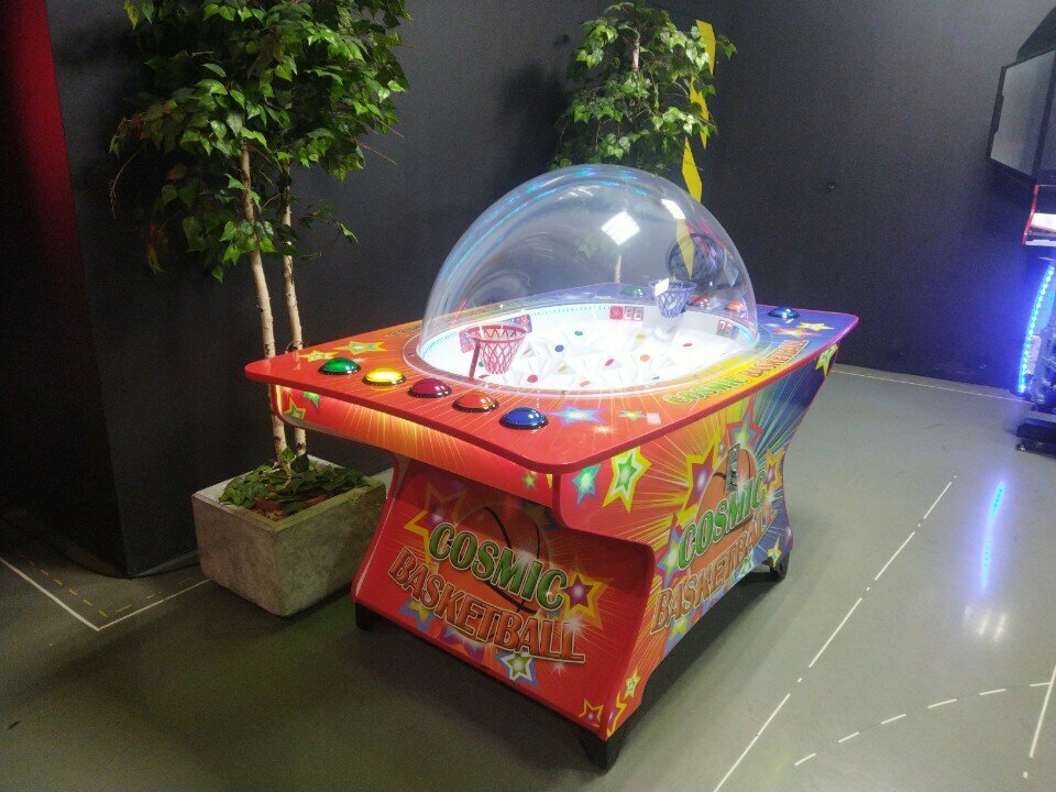 Atraksiyon Cosmic Basketball, Moskovski, foto
