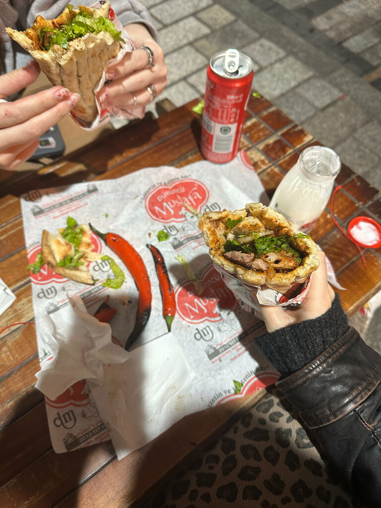 Kafe Dürümcü Mustafa, İstanbul, foto