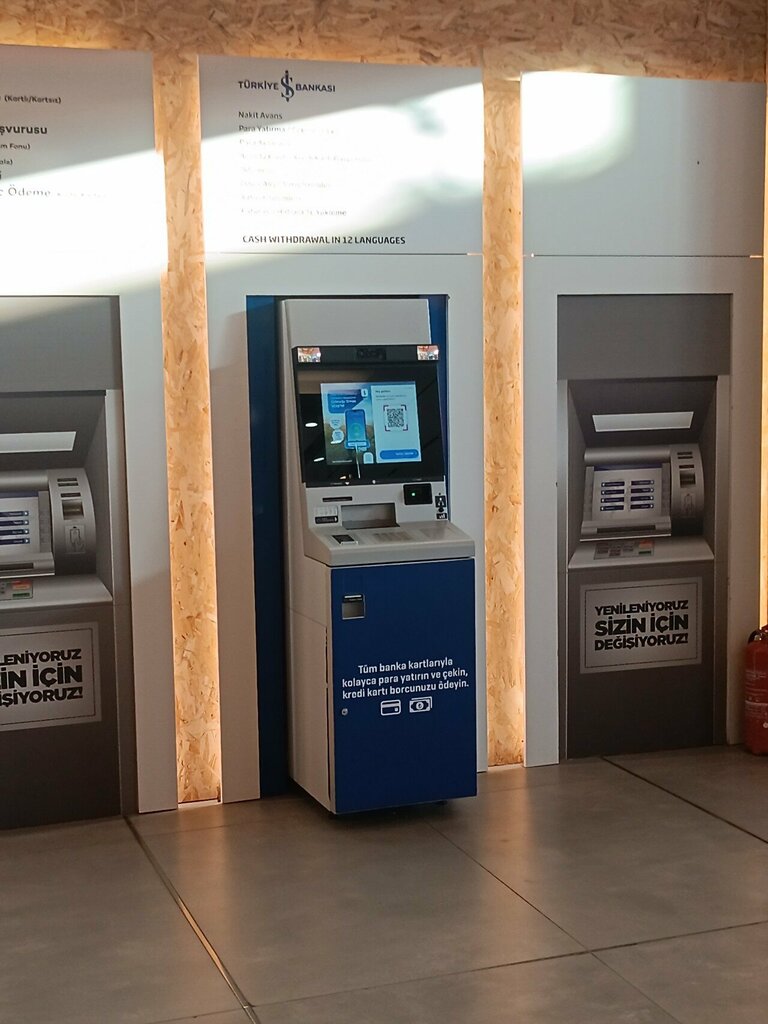 ATM'ler Türkiye İş Bankası Bankamatik, İstanbul, foto