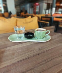Cafe wood (Hakkari, Hakkari Merkez, Bulak Mah., Cumhurıyet Cad., 34C), kafe  Hakkari'den
