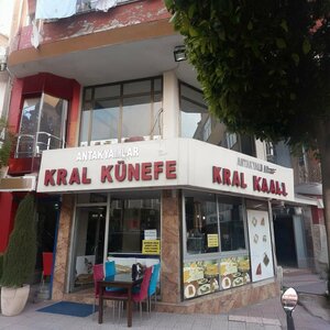 Payas Kral Kûnefe (Hatay, Payas, Özkul Çolak Cad.), kafe  Payas'tan