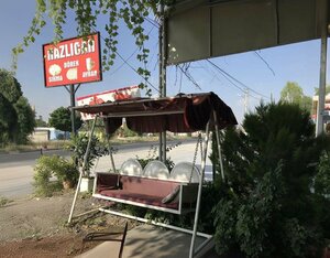 Nazlıcan Sıkma Börek (Adana - Mersin Yolu), ekmek fırını  Tarsus'tan