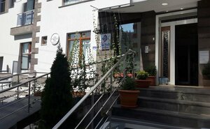 Ozel Erciyes Yükseköğrenim Kız Öğrenci Apart (Kayseri, Talas, Bahçelievler Mah., İbni Sina Cad.), otel  Talas'tan