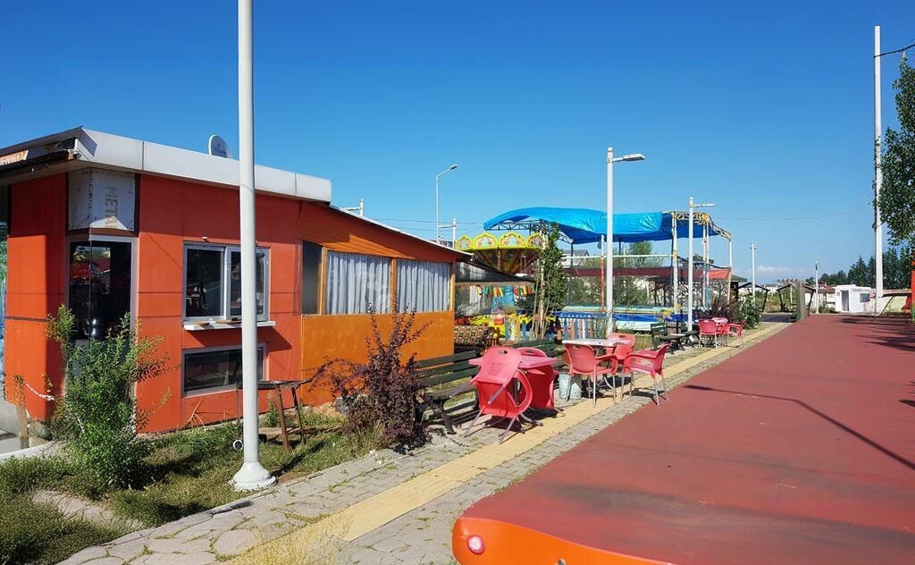 Kafe Yalı Cafe Aile Çay Bahçesi, Kocaali, foto