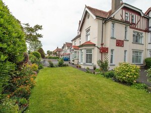 Rosaire Guest House (Wales, Conwy, Llandudno), otel  Llandudno'dan
