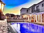 Alacati Alaris Hotel (İzmir, Çeşme, Alaçatı Mah., 12017 Sok., 13), otel  Çeşme'den