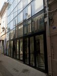 Бомарт (Ulica Laze Telečkog No:2), sanat galerisi  Novi Sad'dan