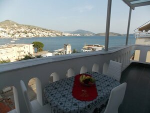 Alfred's Apartments (Vlorë County, Sarandë), otel