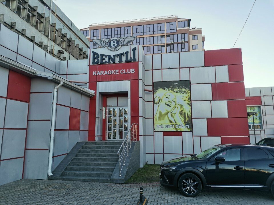 Gece kulüpleri Bentli, Beltsi, foto