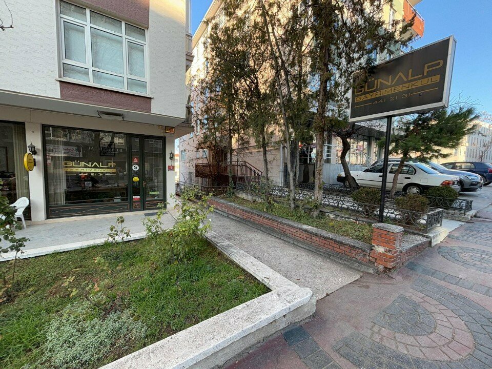 Ticari gayrimenkul alım satımı Günalp Gayrimenkul, Ankara, foto