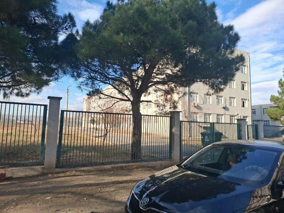 Ortaokul სკოლა № 15, Rustavi (Bostandere), foto