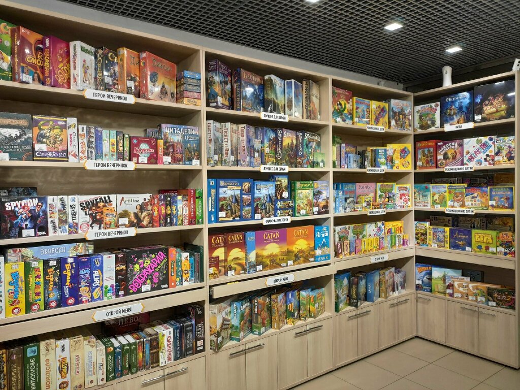 Masa oyunları ve zeka geliştirici oyunlar Hobby Games, Moskova, foto