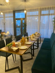 Аиле (Московская улица No:30, село Красная Зорька), kafe  Kırım Cumhuriyeti'nden
