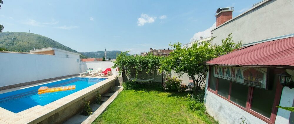 Otel Apartment Fellini, Mostar, foto