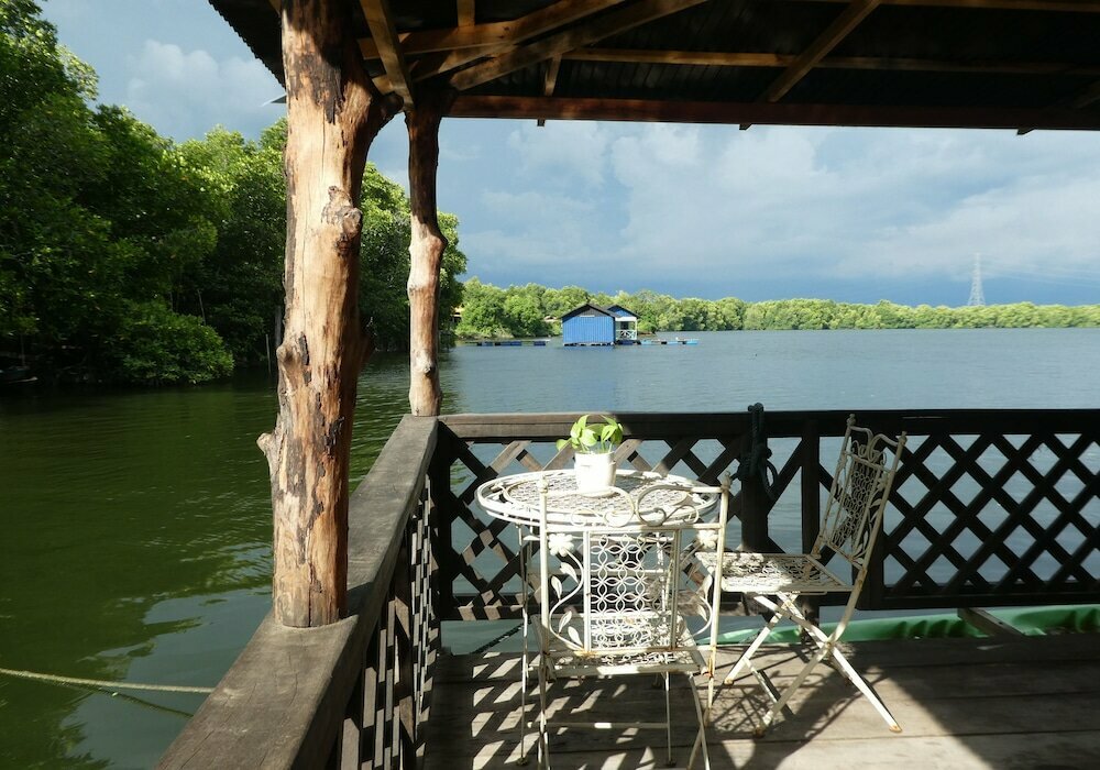 Otel Bakau Hijau Riverlodge - Hostel, , foto