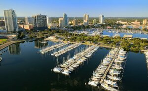 Convenience Cove (Florida, Pinellas County, Saint Petersburg), otel  St Petersburg'dan