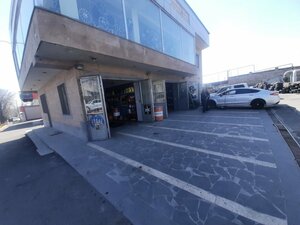 AG Oil (Grigor Hasratyan Street No:29/90, Yerevan), otomobil servisi  Erivan'dan